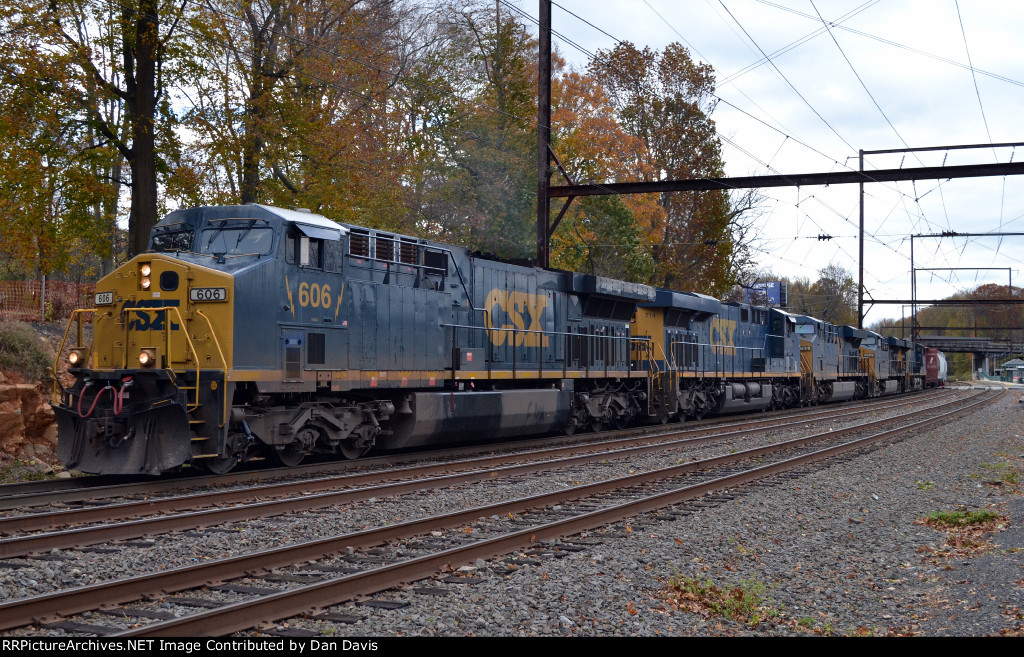 CSX AC60CW 606 leads Q418-03